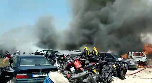 Nuevo incendio registrado este viernes en Málaga capital: El incendio en un desguace del ...